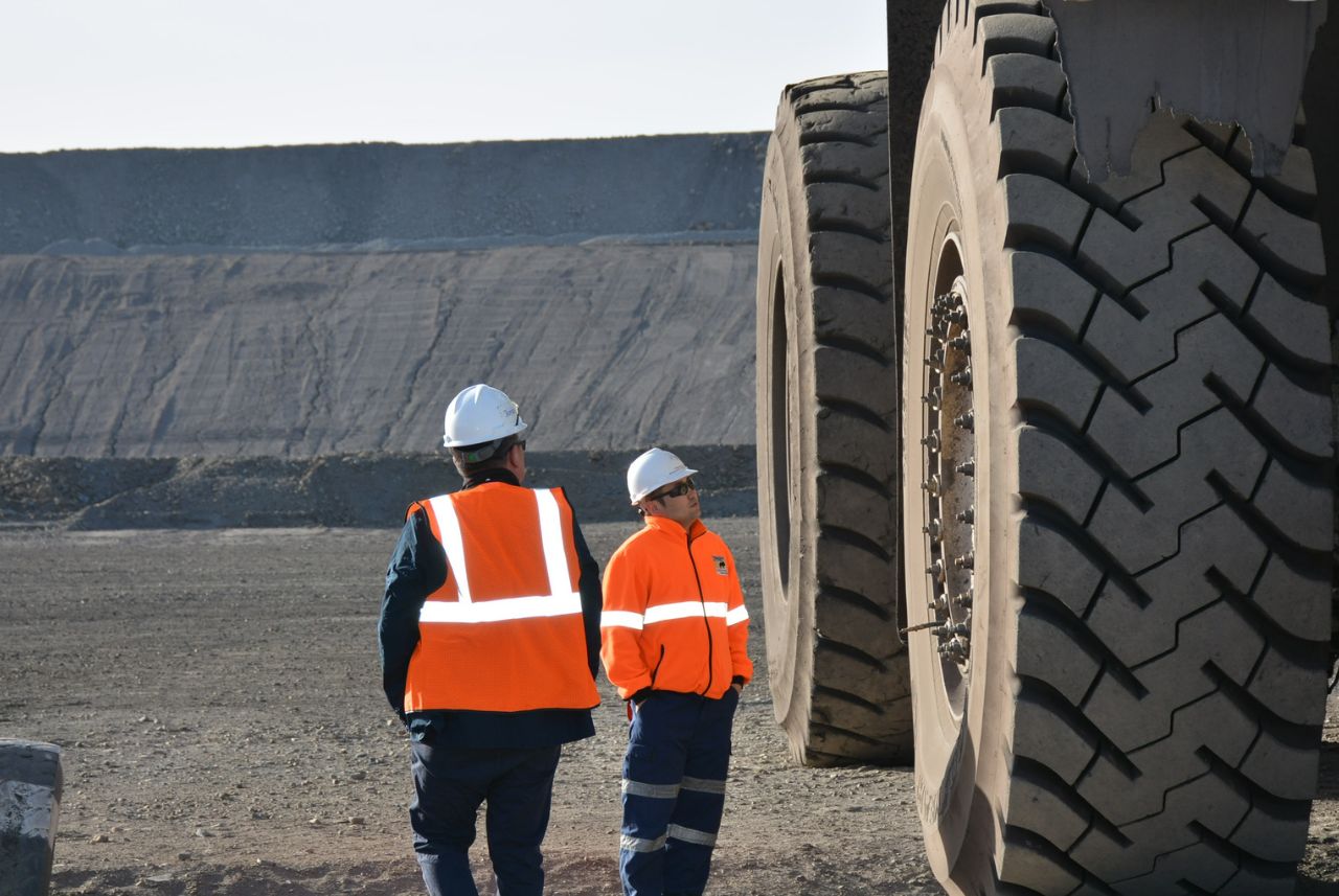 Mine Maintenance: Haul Truck Availability | YCP Renoir